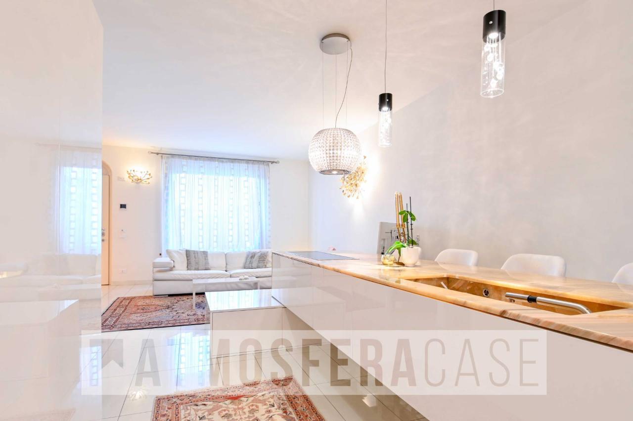 Villa in vendita a Grassobbio