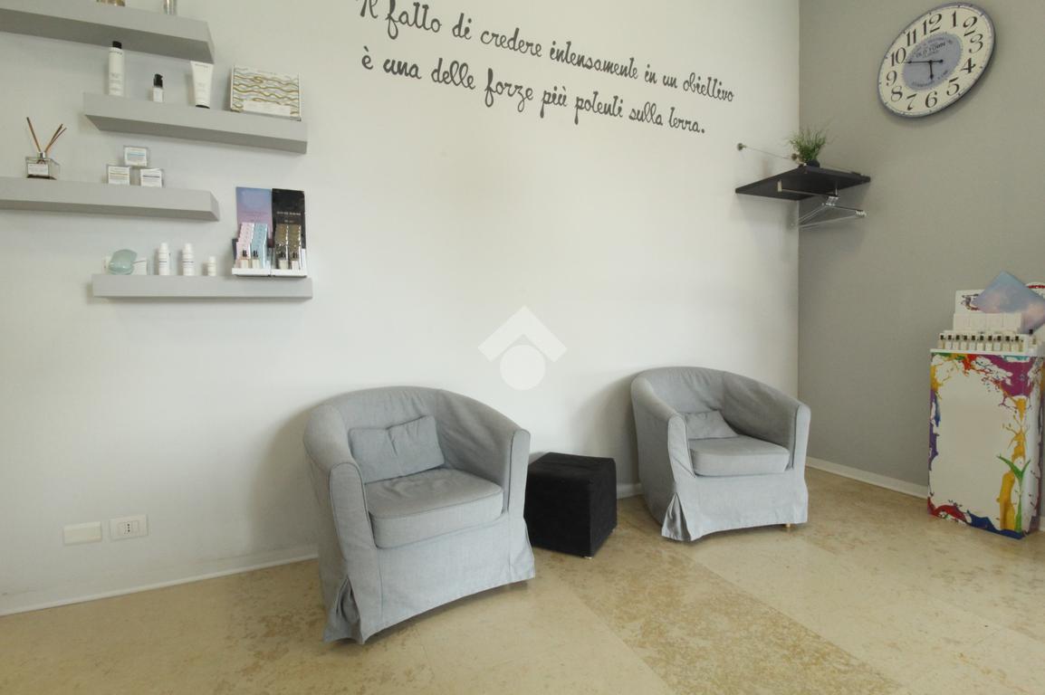 Negozio in vendita a Lecco