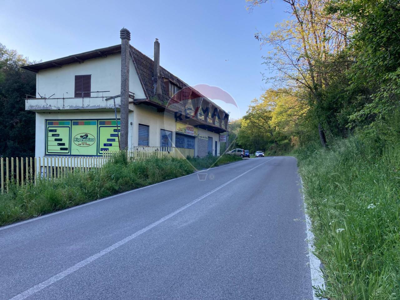 Negozio in vendita a Sacrofano