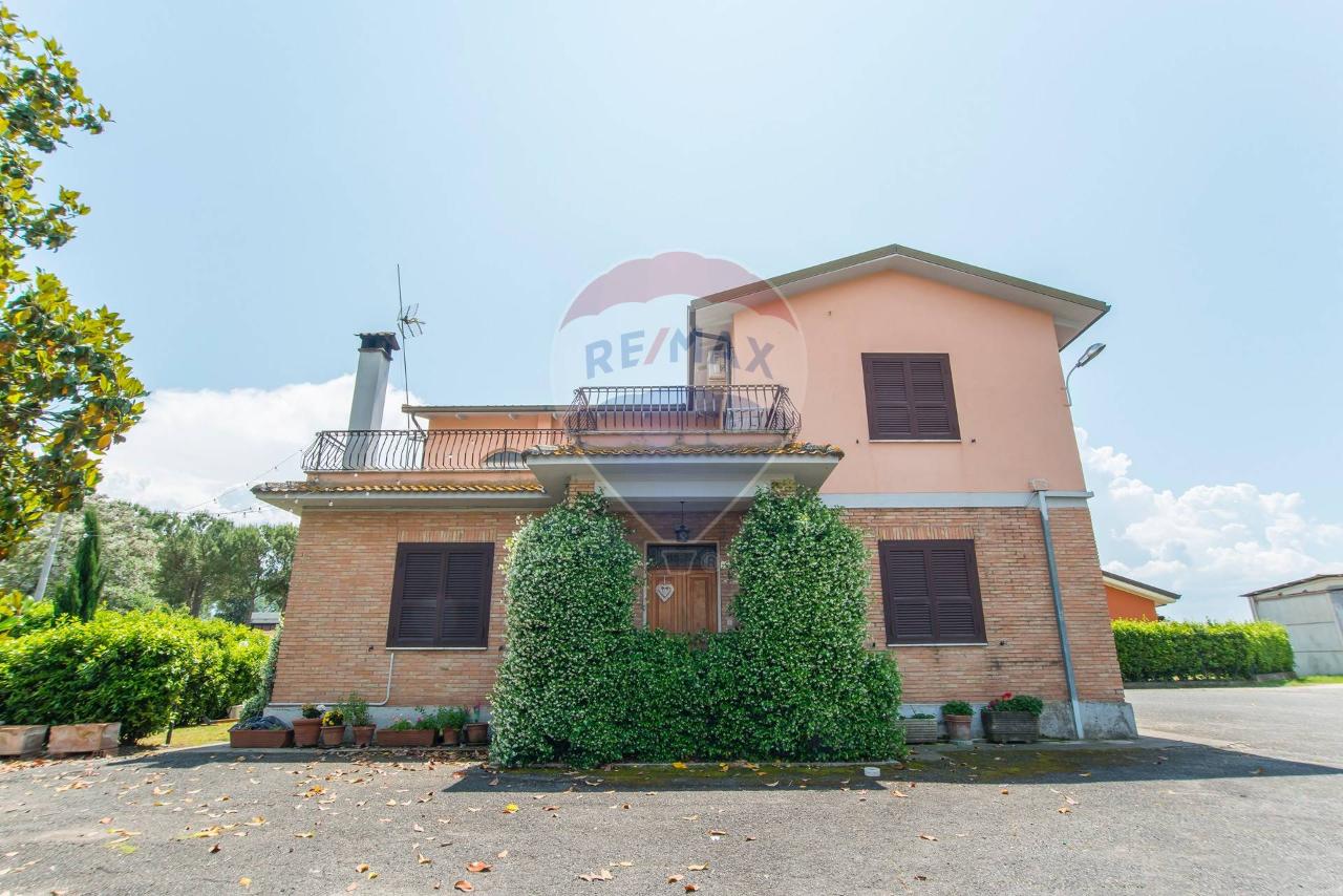 Appartamento in vendita a Montelibretti