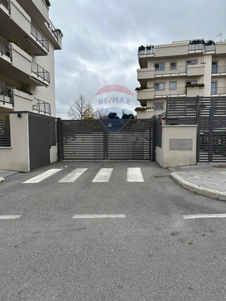 Box in vendita a Monterotondo