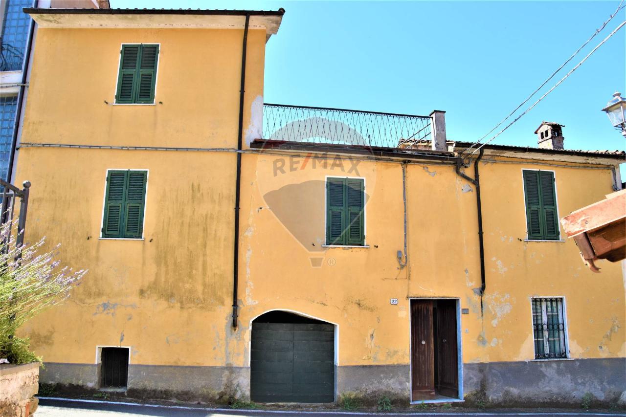 Casa indipendente in vendita a Villafranca In Lunigiana