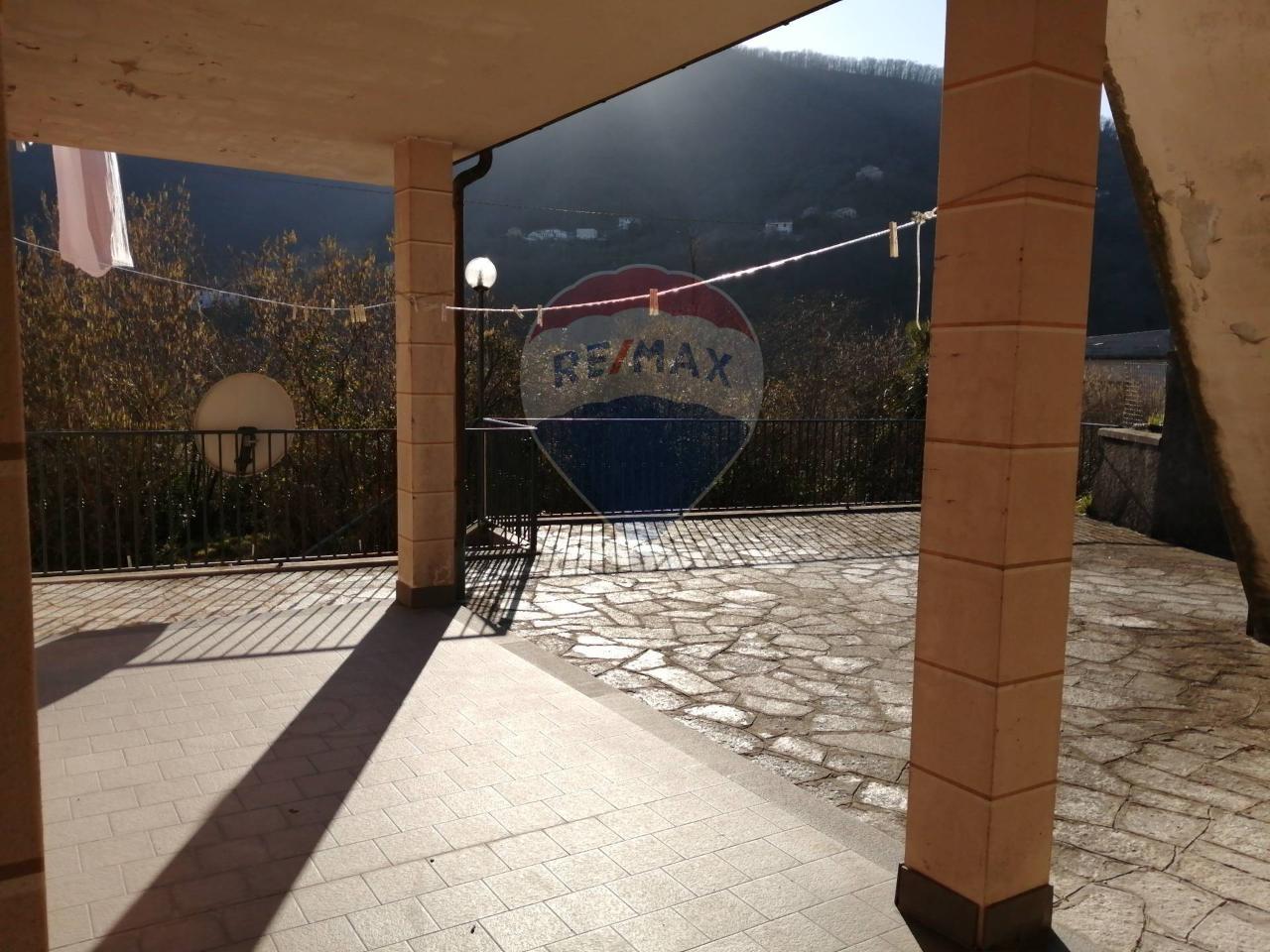 Appartamento in vendita a Moconesi