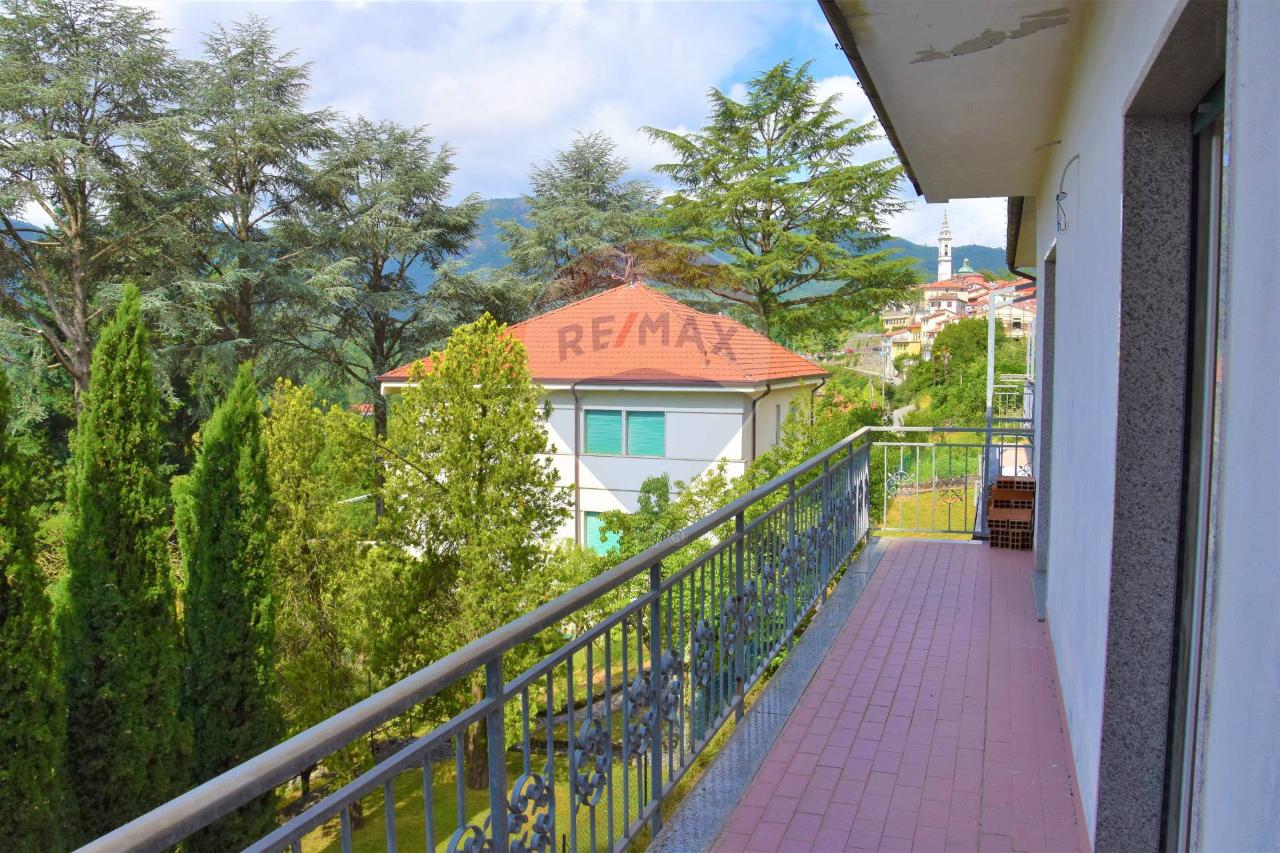Casa indipendente in vendita a Carro