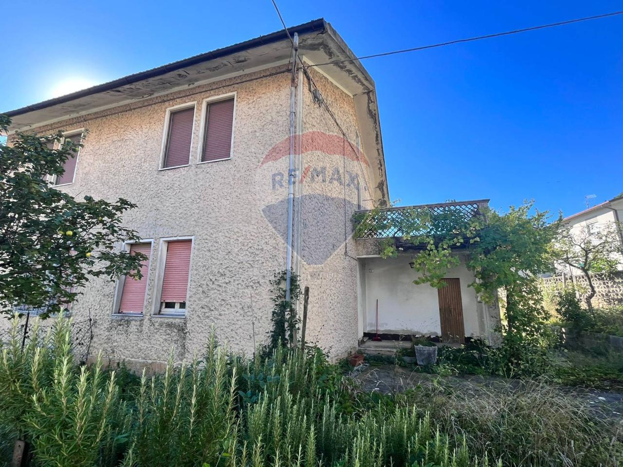 Casa indipendente in vendita a Serra San Quirico