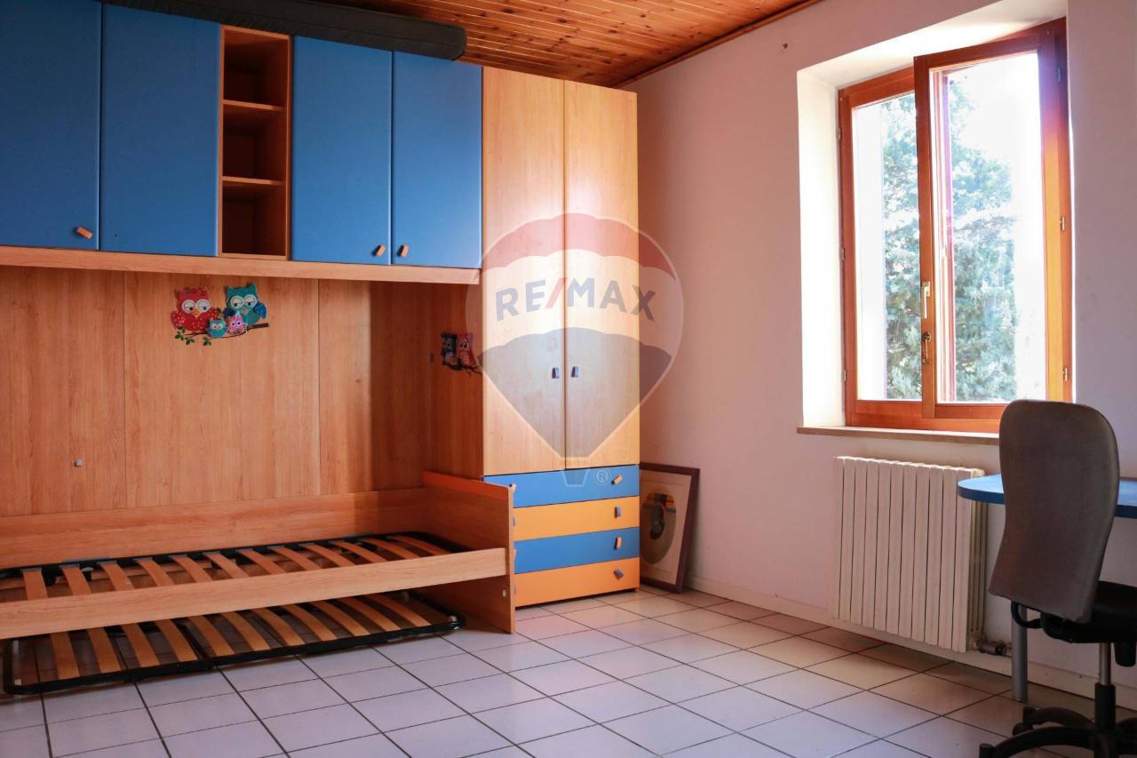 Appartamento in vendita a Cupramontana