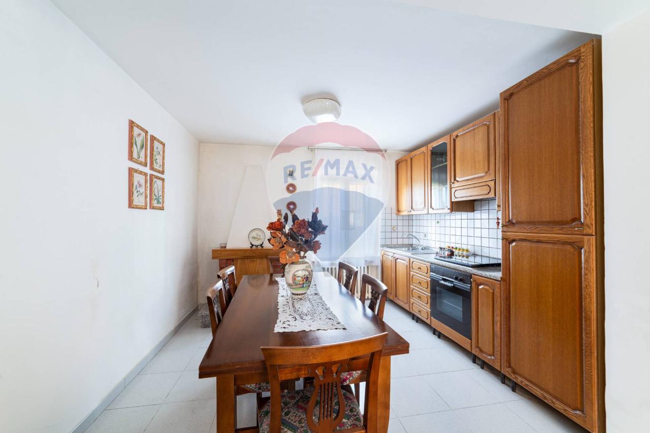 Casa indipendente in vendita a Santa Maria Nuova