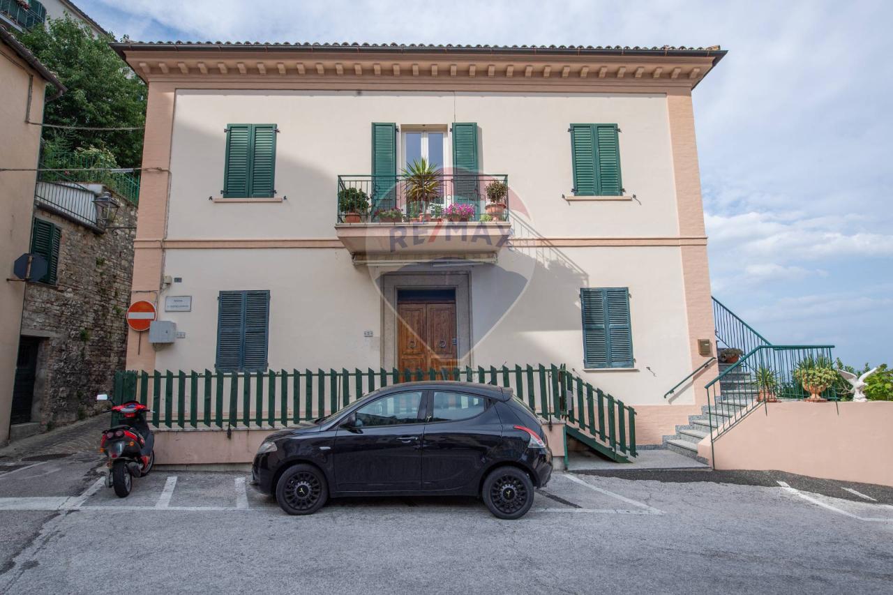 Appartamento in vendita a Arcevia