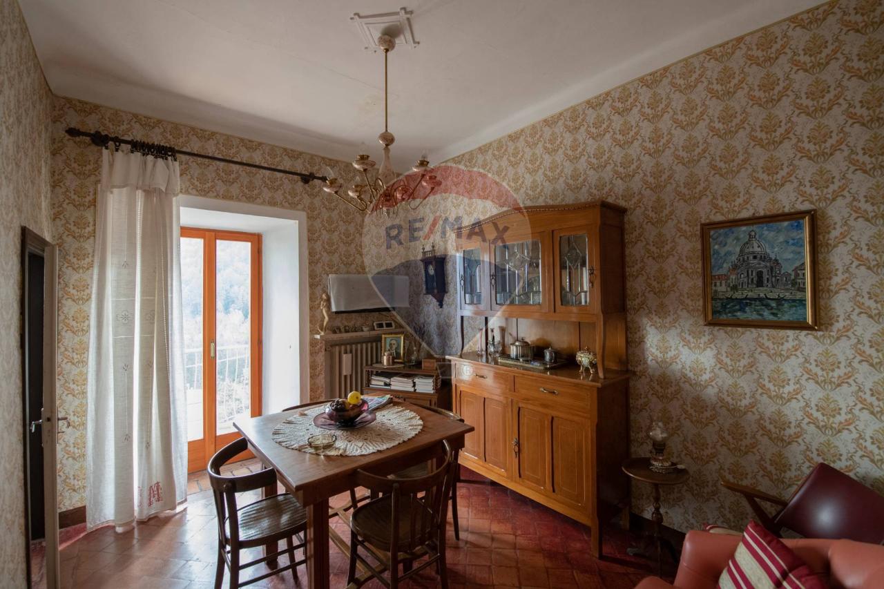 Casa indipendente in vendita a Arcevia