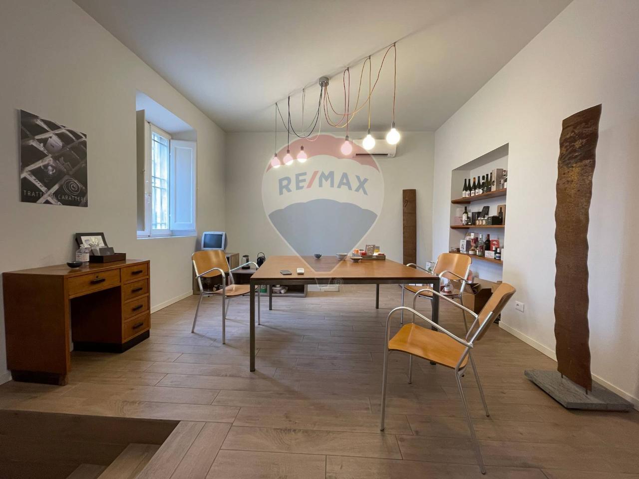 Ufficio in affitto a Jesi