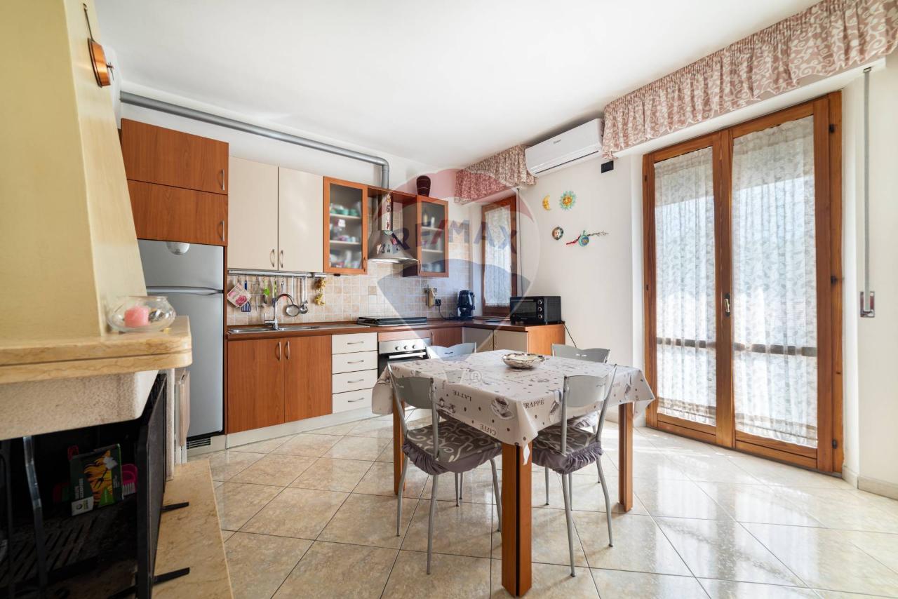 Appartamento in vendita a Monte Roberto