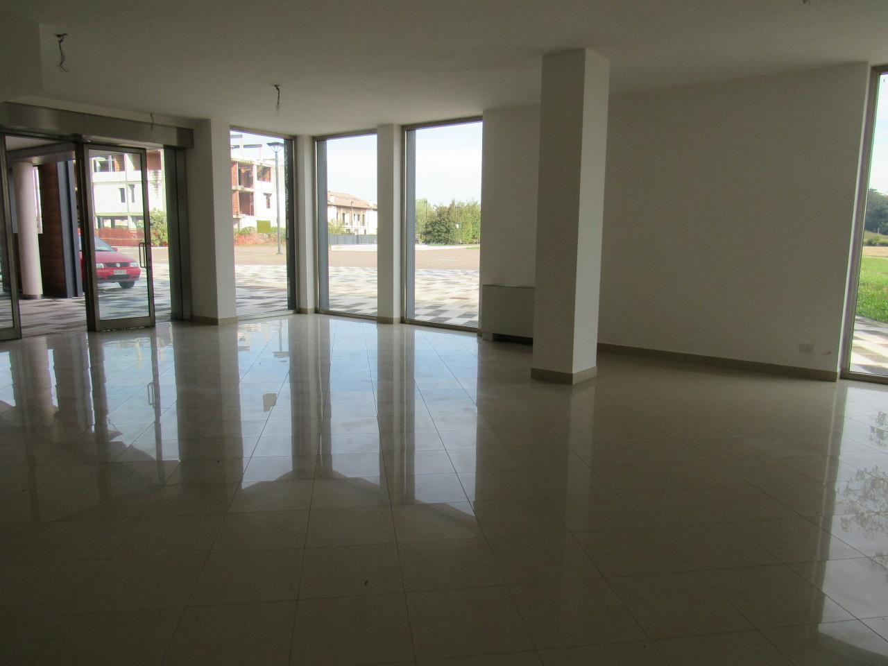 Ufficio in affitto a Selvazzano Dentro