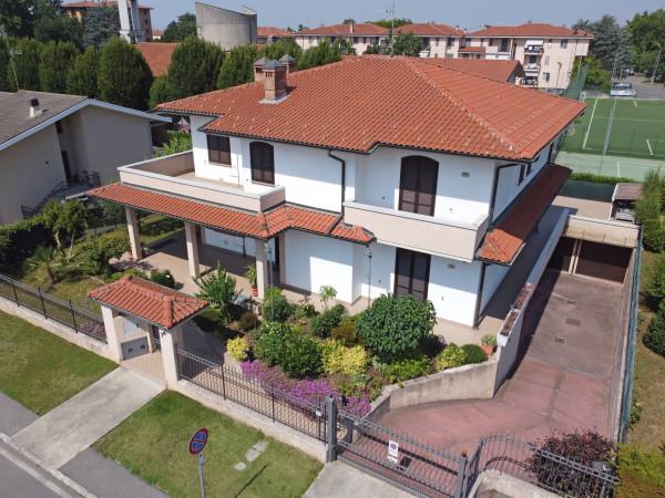 Villa in vendita a Cassano D'Adda