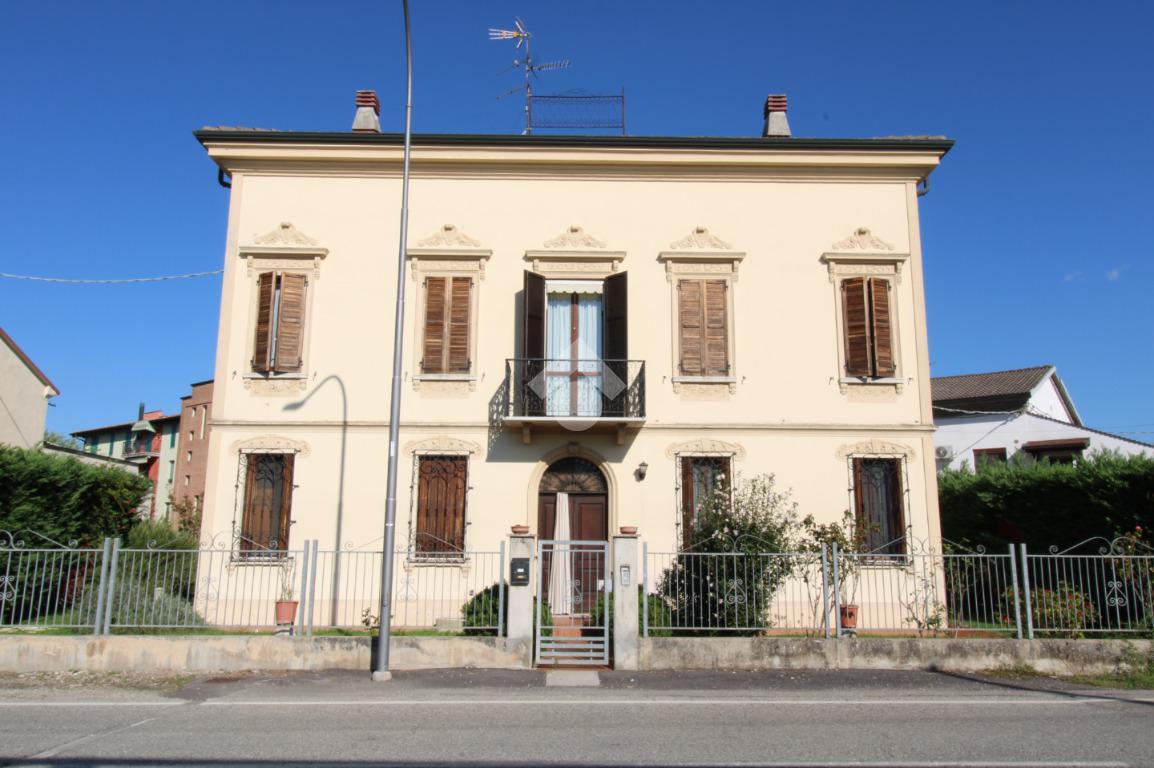 Casa indipendente in vendita a Poggio Rusco