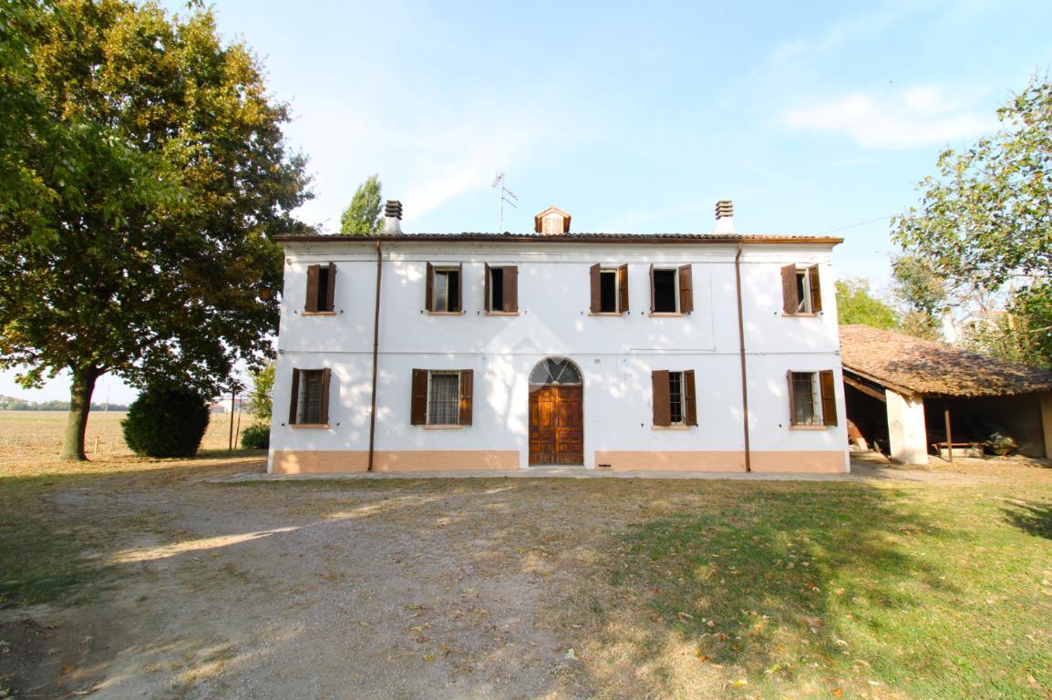 Casa indipendente in vendita a San Giovanni Del Dosso