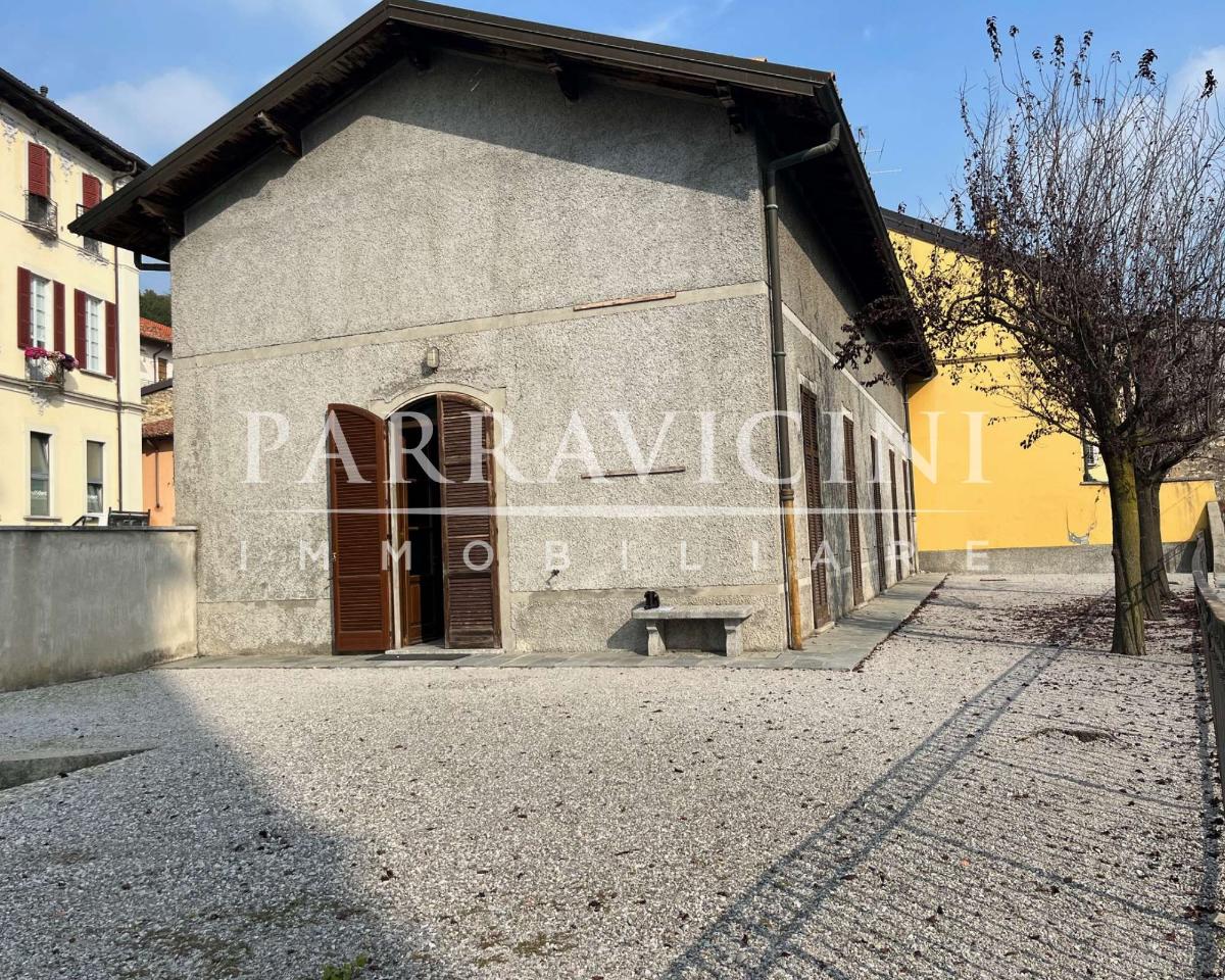 Casa indipendente in vendita a Albese Con Cassano
