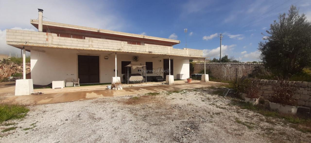 Casa indipendente in vendita a Modica