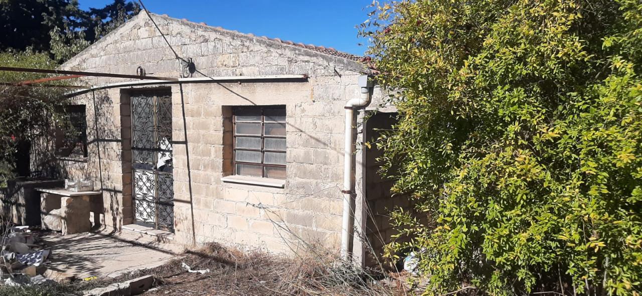 Magazzino in vendita a Modica
