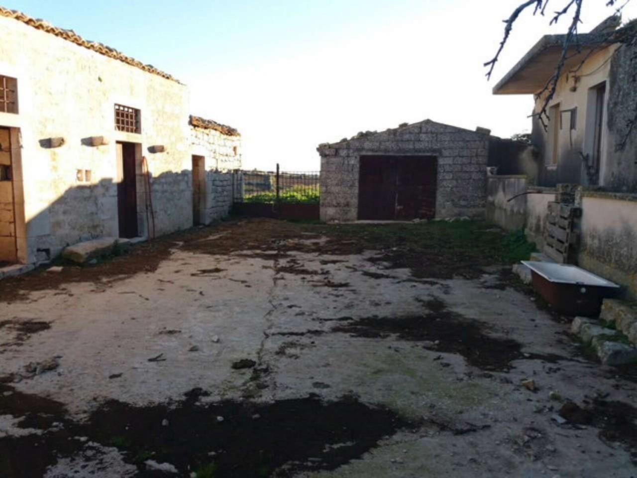 Casa colonica in vendita a Modica