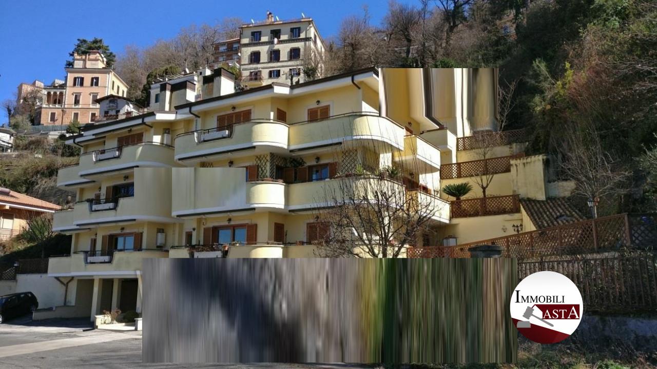 Appartamento in vendita a Rocca Di Papa
