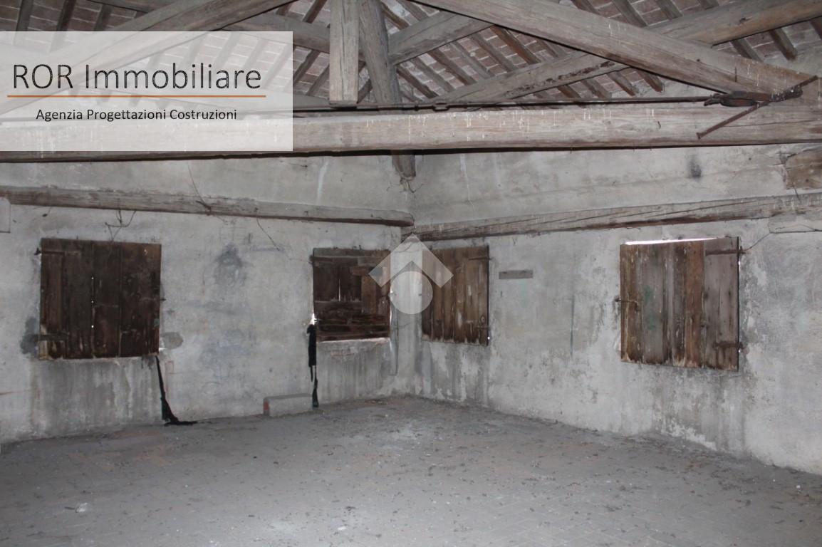 Palazzo in vendita a Bovolenta