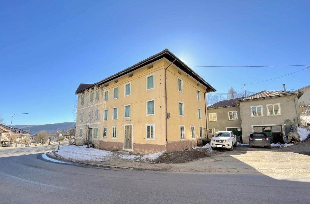 Palazzo in vendita a Roana