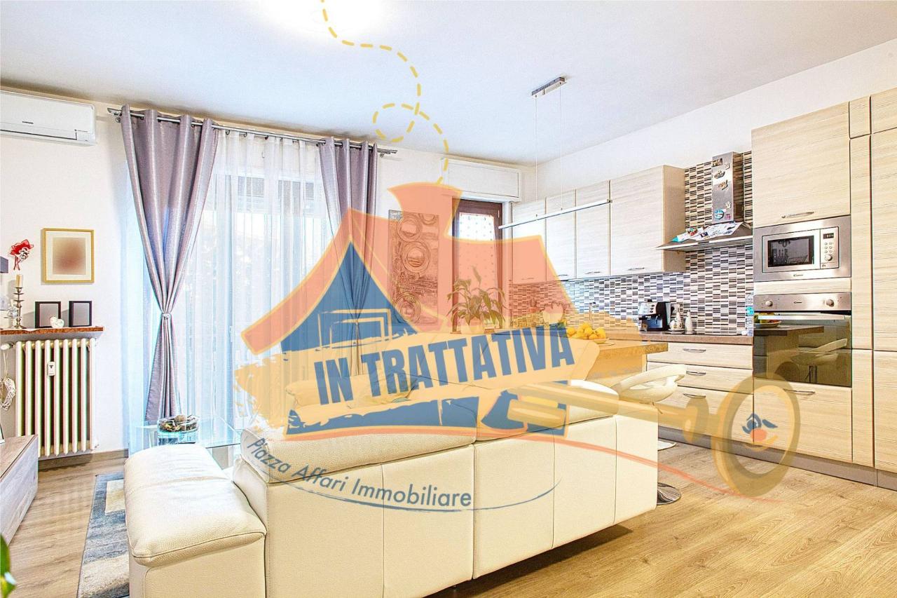 Appartamento in vendita a Castronno