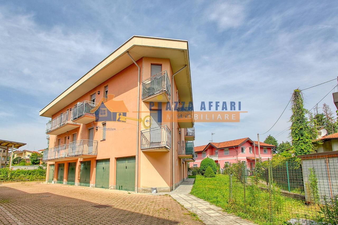 Appartamento in vendita a Jerago Con Orago