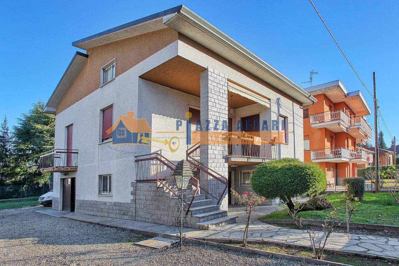 Casa indipendente in vendita a Solbiate Arno