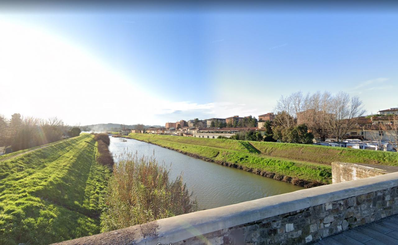 Negozio in affitto a Scandicci