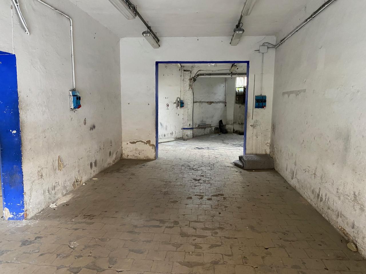 Negozio in affitto a Scandicci