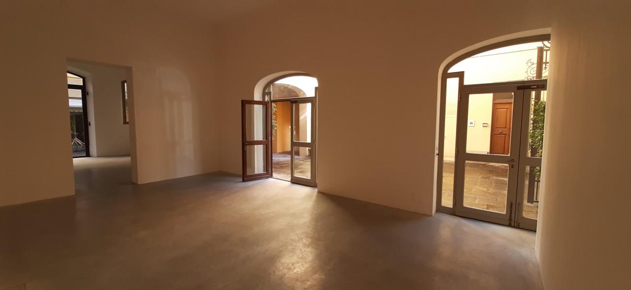 Negozio in affitto a Firenze