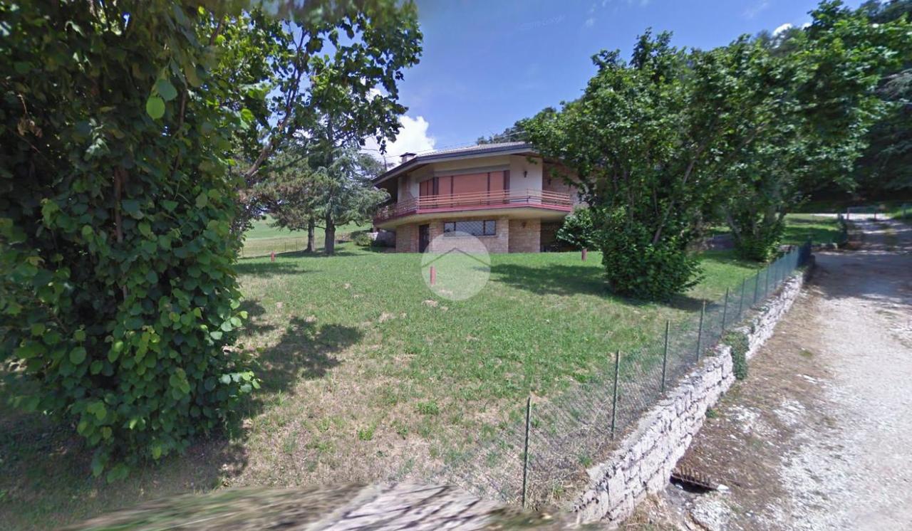 Villa in vendita a Caprino Veronese