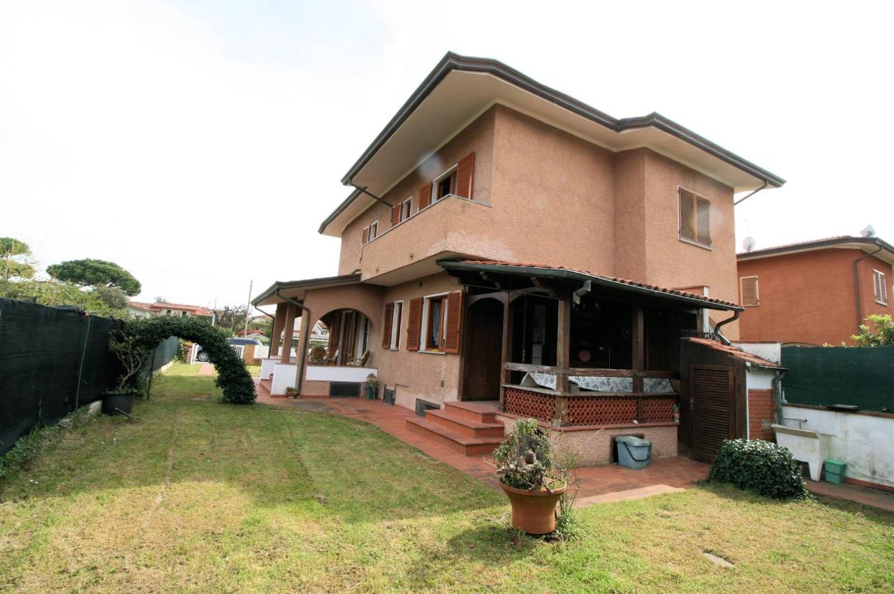 Villa in vendita a Pietrasanta