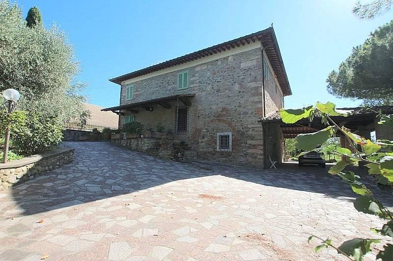 Rustico in vendita a Terricciola