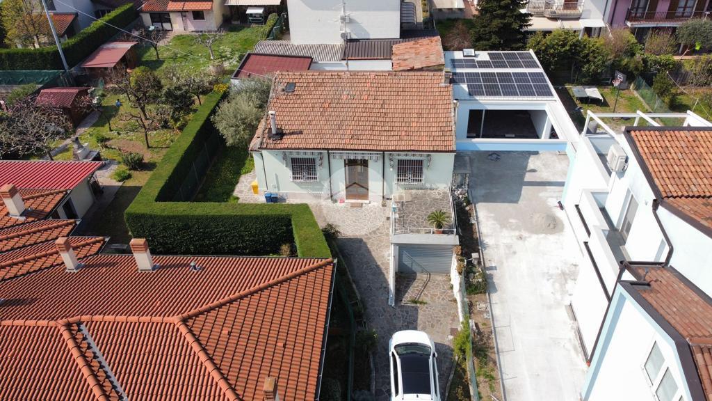 Villa in vendita a Verona