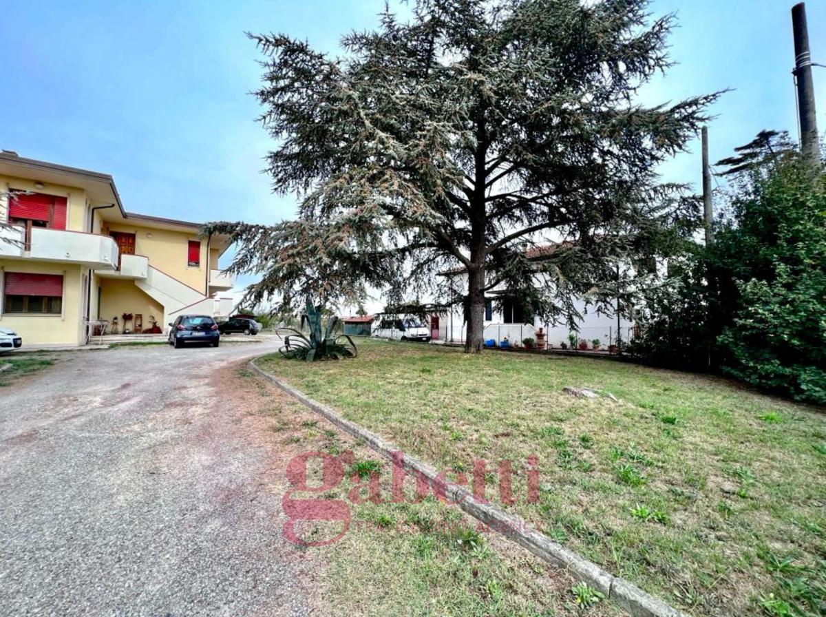 Villa in vendita a Pontedera