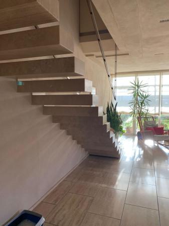 Villa bifamiliare in vendita a Pistoia