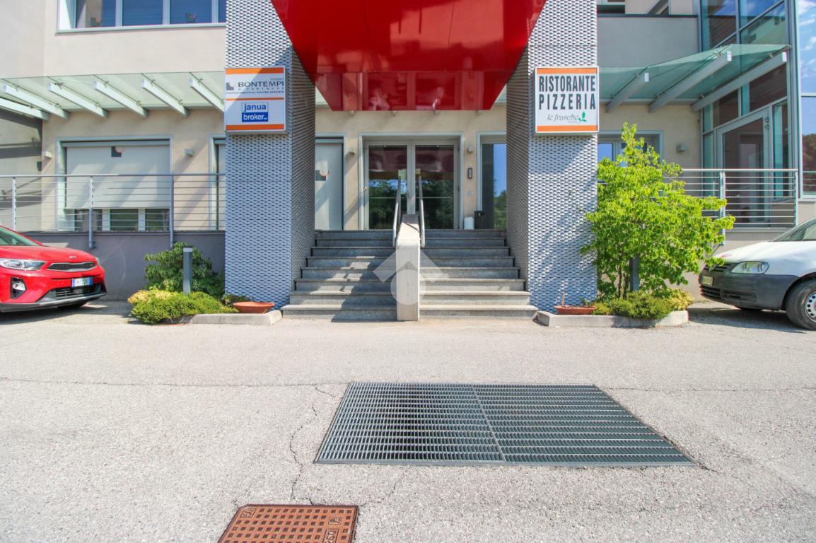 Negozio in affitto a Preseglie