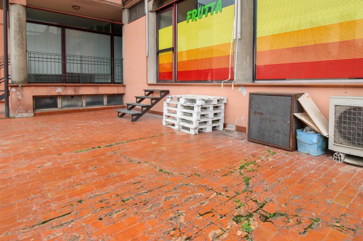 Negozio in affitto a Agnosine