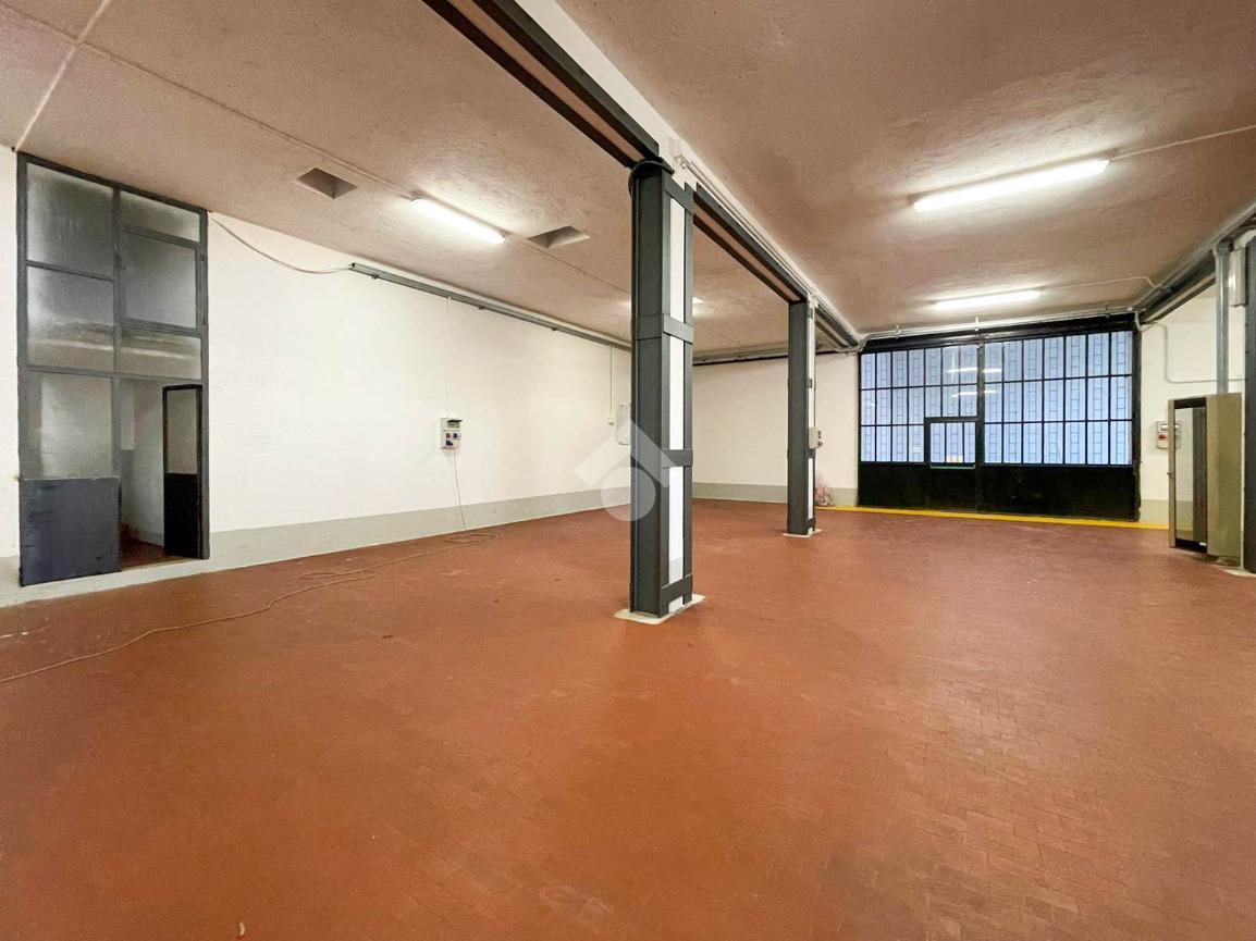 Magazzino in affitto a Salo'