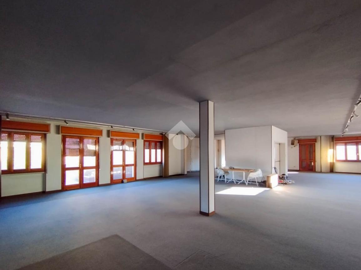 Ufficio in vendita a Prevalle