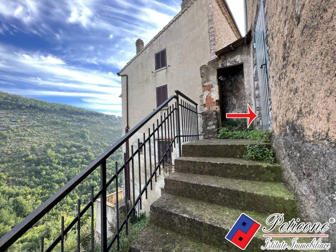 Appartamento in vendita a Lenola
