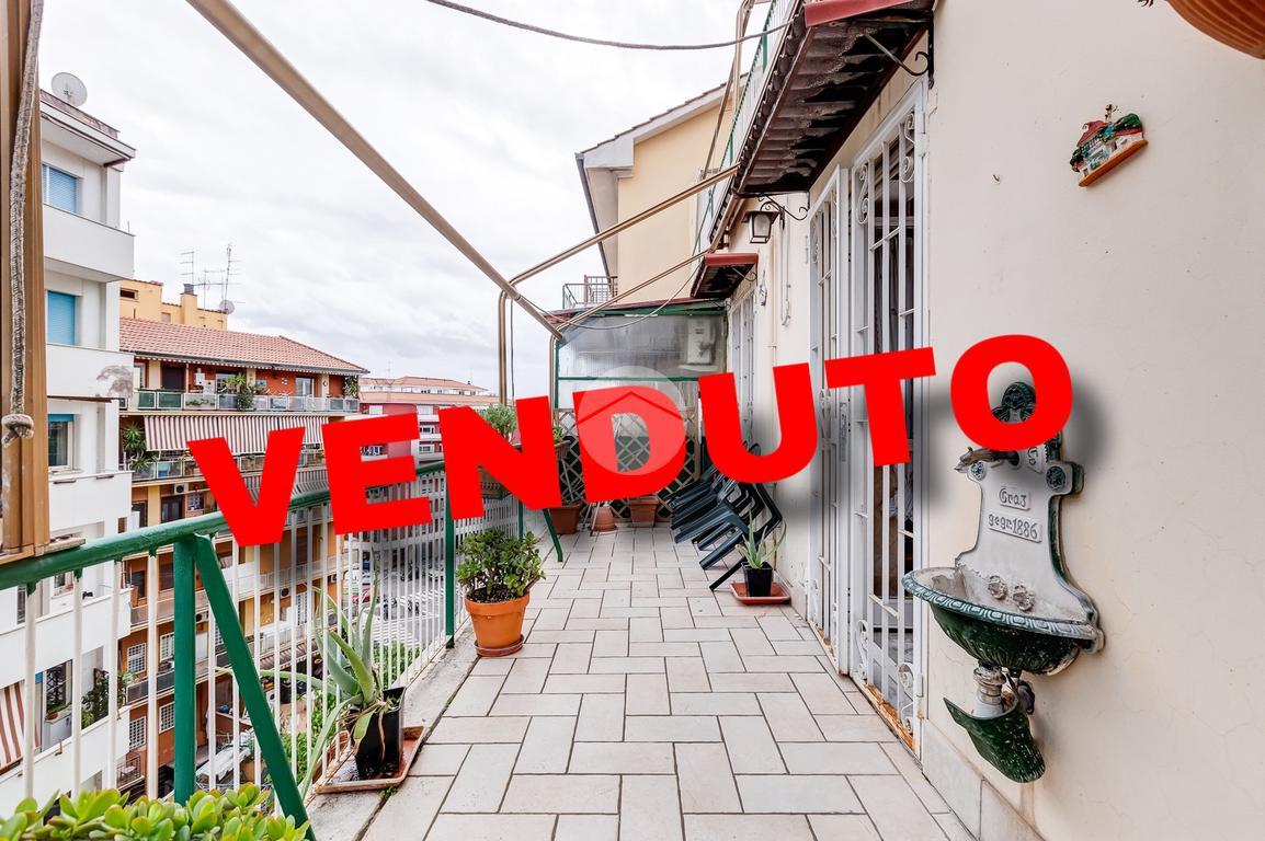 Appartamento in vendita a Roma