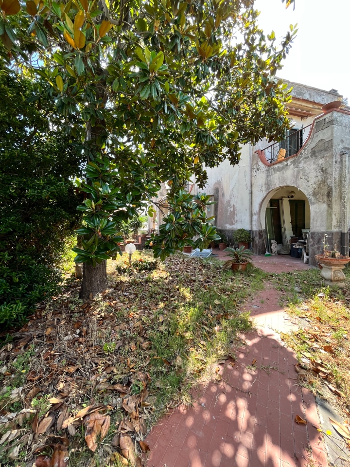 Villa in vendita a Castel Volturno