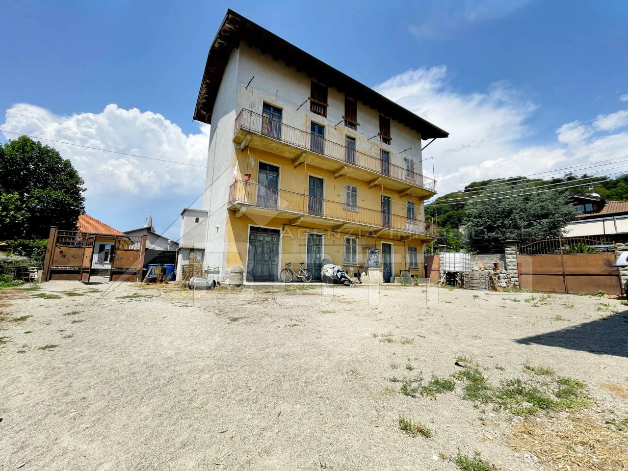 Rustico in vendita a Briga Novarese