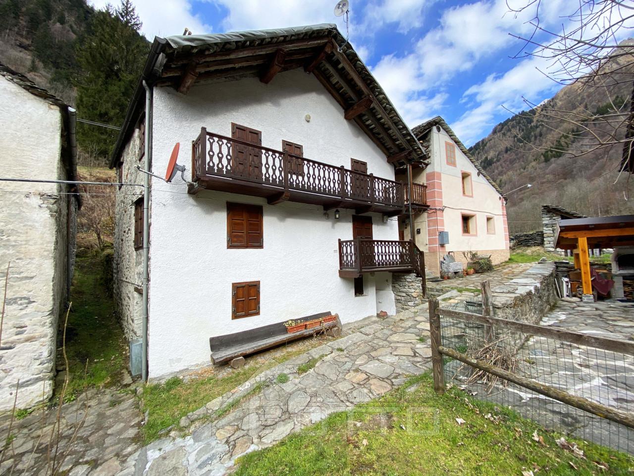 Casa indipendente in vendita a Alto Sermenza