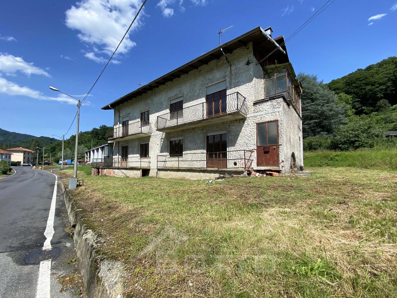 Casa indipendente in vendita a Borgosesia