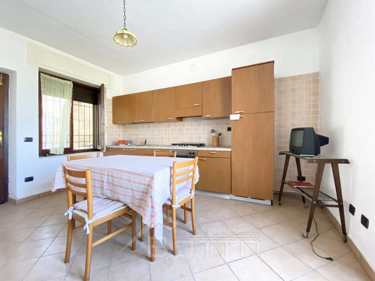 Villa a schiera in vendita a Lenta