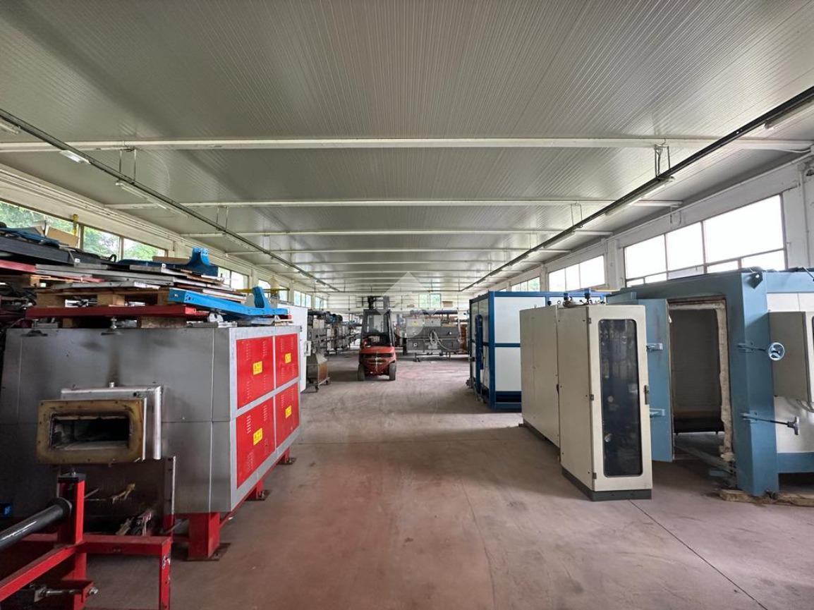 Capannone in affitto a Bassano Del Grappa